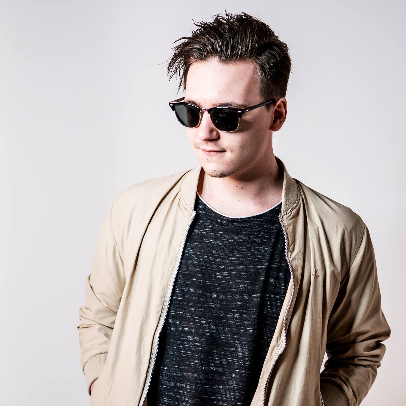 Empra GIFs - Find & Share on GIPHY