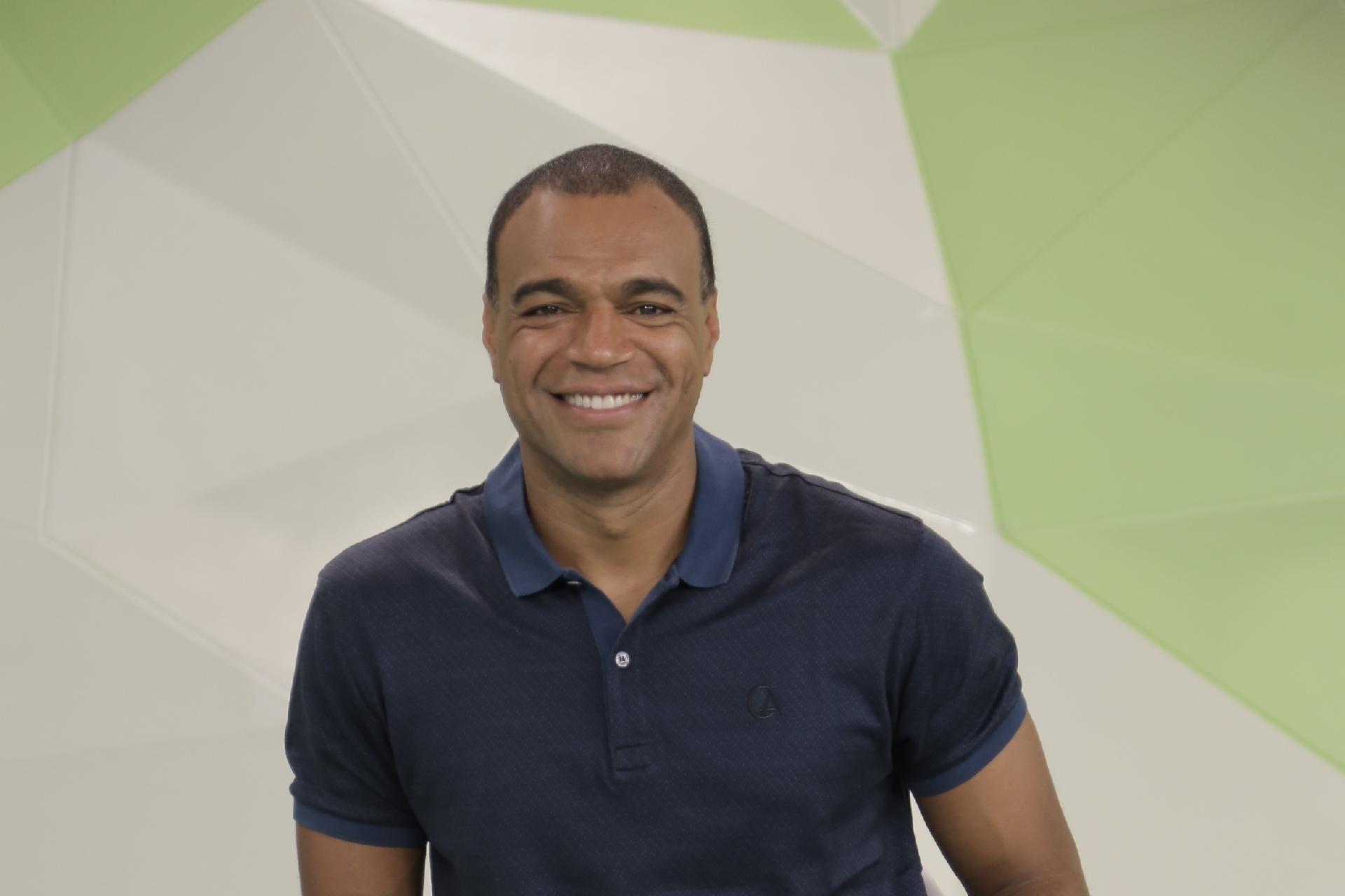 Denilson Show GIFs on GIPHY - Be Animated