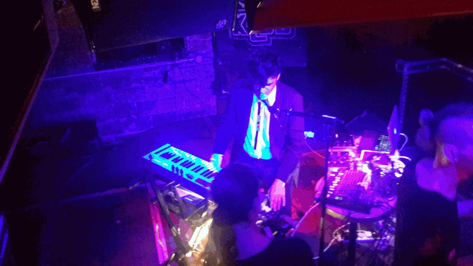 Synthwave Find And Share On Giphy