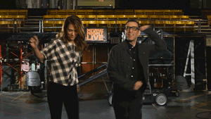 Kristen Wiig Dance GIF by Saturday Night Live - Find & Share on GIPHY