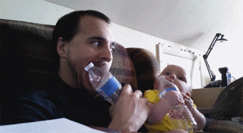 7 Ways Dads Can (And Should) Help With Pumping