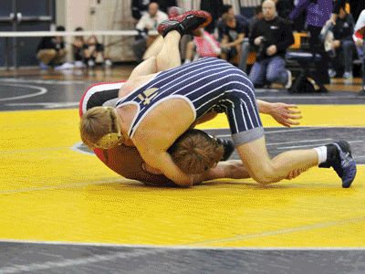 Wrestling GIF - Find & Share on GIPHY