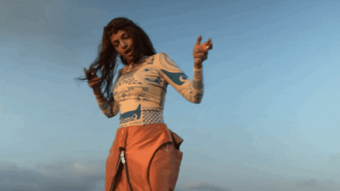 Mia GIF - Find & Share on GIPHY