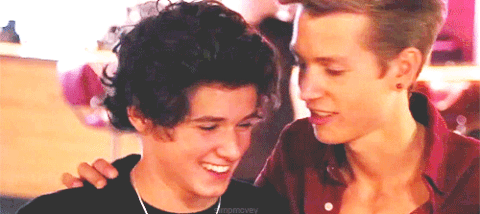 The Vamps James Gif ISLAND GIRLS HAVE TIME OF THEIR LIVES AT BIG GIG