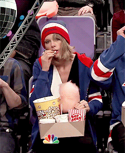 Taylor Swift Omg GIF by Wetpaint - Find & Share on GIPHY