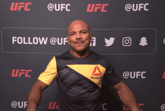 Ufc 208 GIF - Find & Share on GIPHY