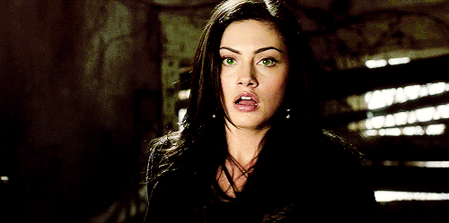 Et GIF - Find & Share on GIPHY