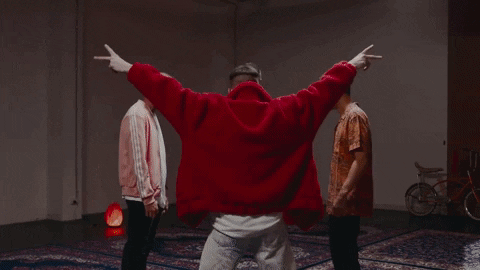 Peace Out Dancing GIF - Find & Share on GIPHY