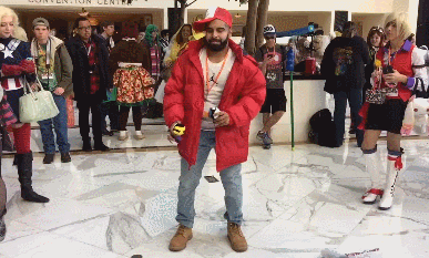 Drake (cosplay) at Katsucon : r/gifs