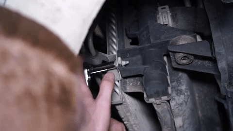 How To Install Mustang Aluminum Radiator (05-09) - LMR