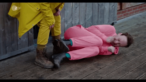 Heul Doch GIF by ZDF - Find & Share on GIPHY