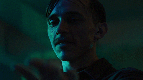 Fisk Bh Tilt GIF by UPGRADE - Find & Share on GIPHY