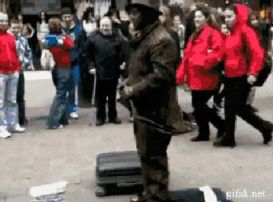 Human Statue GIFs - Find & Share on GIPHY