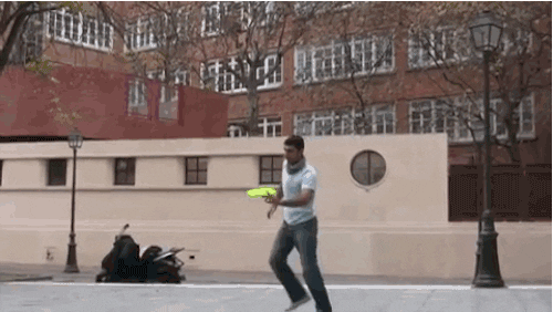 Frisbee Tricks GIFs - Find & Share on GIPHY