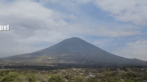 El Salvador Volcano GIF by walter_ - Find & Share on GIPHY