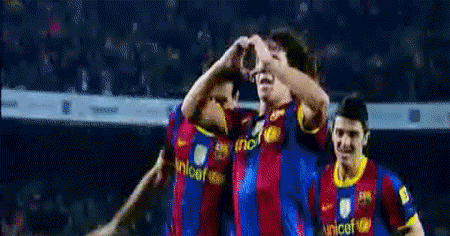 Carles Puyol GIF - Find & Share on GIPHY