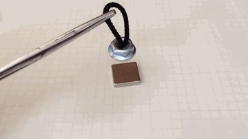 Magnet GIF - Find & Share on GIPHY
