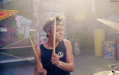 She Looks So Perfect Gif Stream She Looks So Perfect 5 Seconds Of