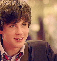 Handsome Guy GIFs - Find & Share on GIPHY