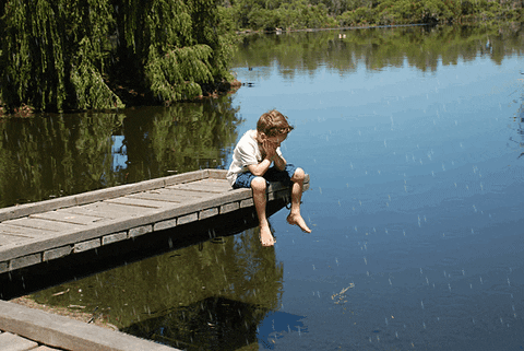 Lonely GIF - Find & Share on GIPHY