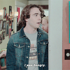 Mia GIF - Find & Share on GIPHY