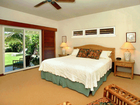 Bedroom GIF - Find & Share on GIPHY