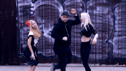 Manele GIF - Find & Share on GIPHY