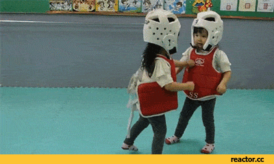 Fighting GIF - Find & Share on GIPHY