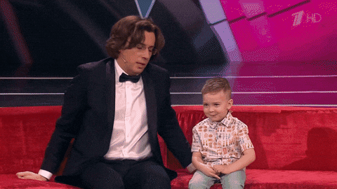 Hugs GIF by 1tv - Find & Share on GIPHY