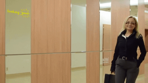 Real Estate Agent Woman GIF by adridreal - Find & Share on GIPHY