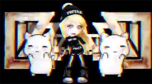 Liz Y2K GIFs - Find & Share on GIPHY