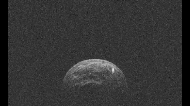 Animated Moving Asteroid