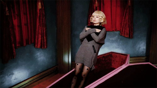 Vampire GIF - Find & Share on GIPHY