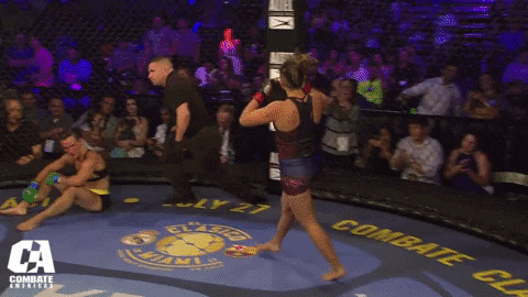 Mixed Martial Arts Fighting GIF by CombateAmericas - Find & Share on GIPHY