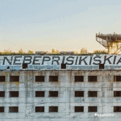 Nebeprisikiskiakopusteliaujantiesiems Morfai GIF by kaunastic - Find ...