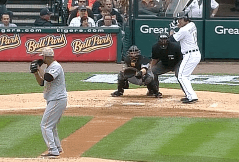 Can anyone explain to me pitches? Fastball (split or 4 seam), curve ...