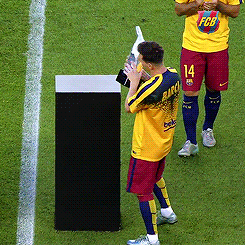 Lionel Messi GIF - Find & Share on GIPHY