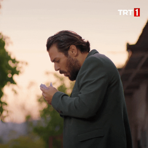 Money Euro GIF by TRT - Find & Share on GIPHY