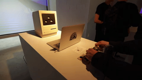 Time Frame GIF by Walter Wlodarczyk - Find & Share on GIPHY