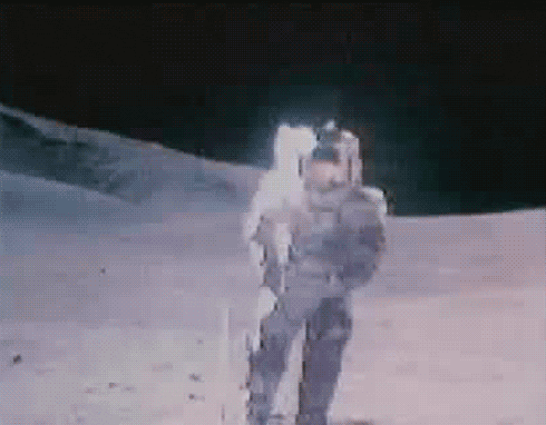 Astronaut GIFs - Find & Share on GIPHY