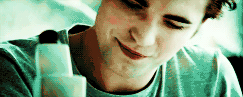 Rami Malek Crepusculo Gif