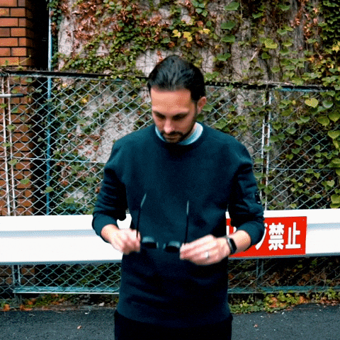 Dynamo Magician GIF - Find & Share on GIPHY