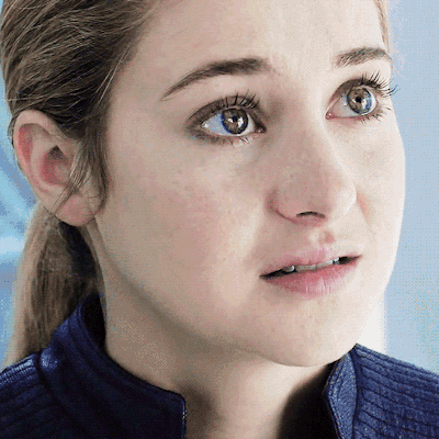 Shailene Woodley GIF - Find & Share on GIPHY