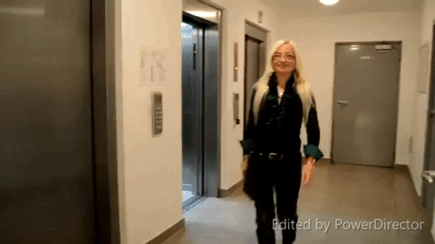 Real Estate Agent GIF by adridreal - Find & Share on GIPHY