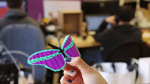 An articulating butterfly that I 3D printed. : gifs