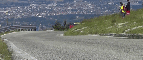 Run Go GIF by Simoni Racing - Find & Share on GIPHY