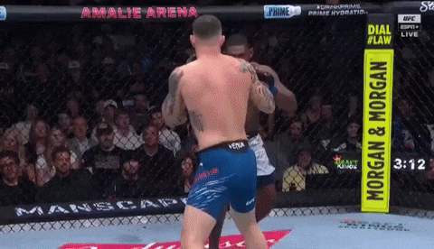 Media - Joaquin Buckley TKO Colby Covington (Doctor stoppage) GIFS ...