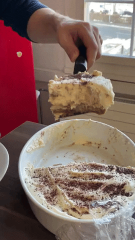 Food Birthday GIF by mediamotionag - Find & Share on GIPHY