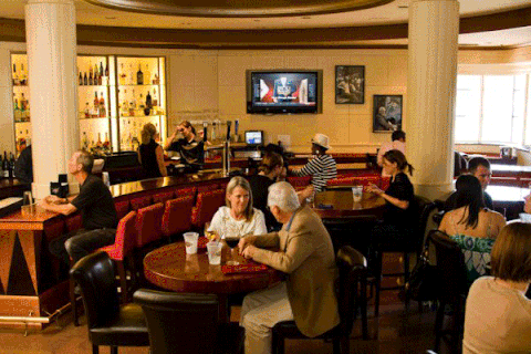 Restaurant GIFs - Find & Share on GIPHY