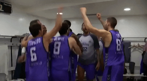 Party Celebrar GIF by San Pablo Burgos - Find & Share on GIPHY